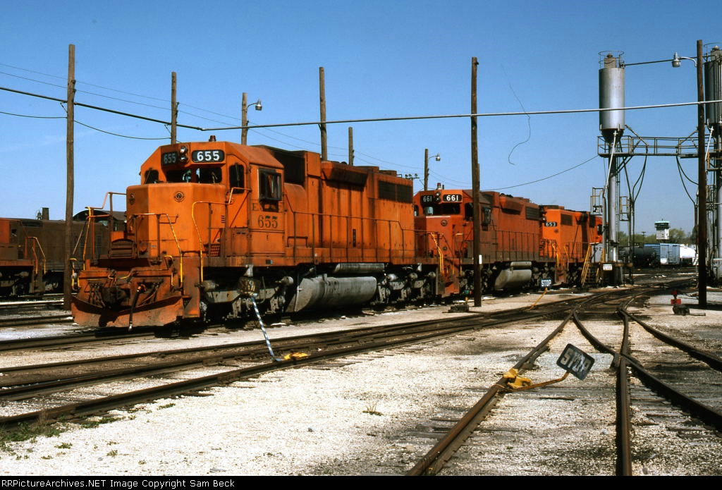 Trio of SD38s